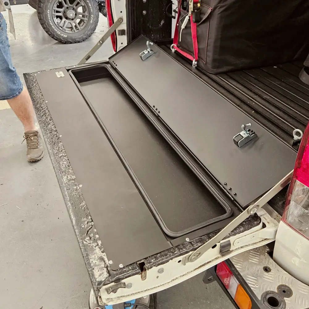 UBA Tailgate Storage Compartment Installation - Kamp en Braai